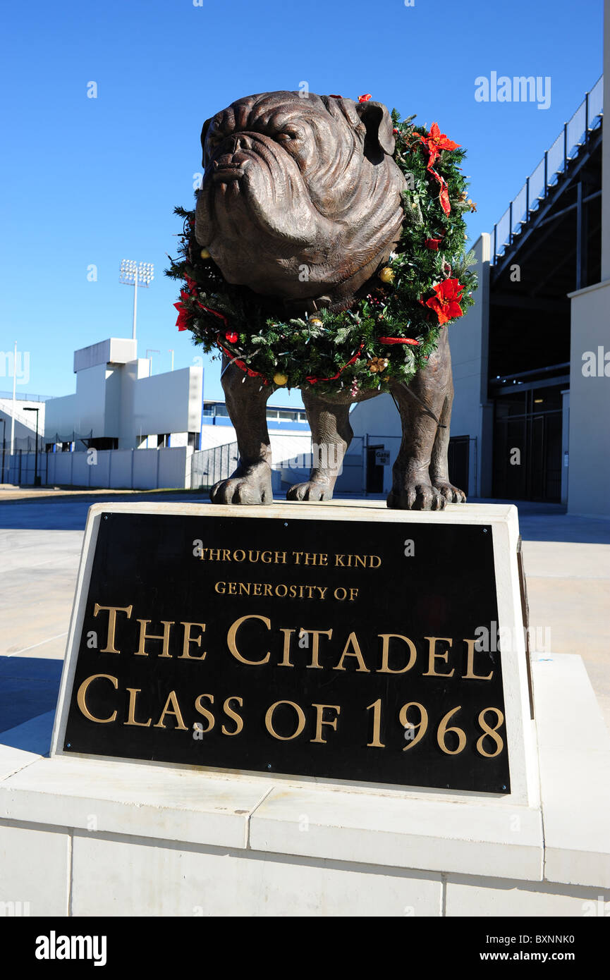 Sculpture of citadel bull dog mascot hi-res stock photography and ...