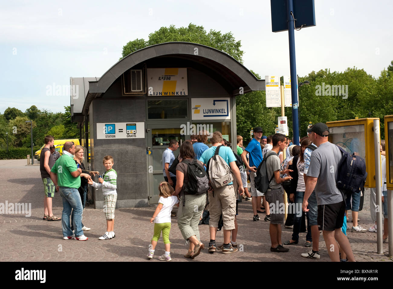 Park ticket booth hi-res stock photography and images - Alamy
