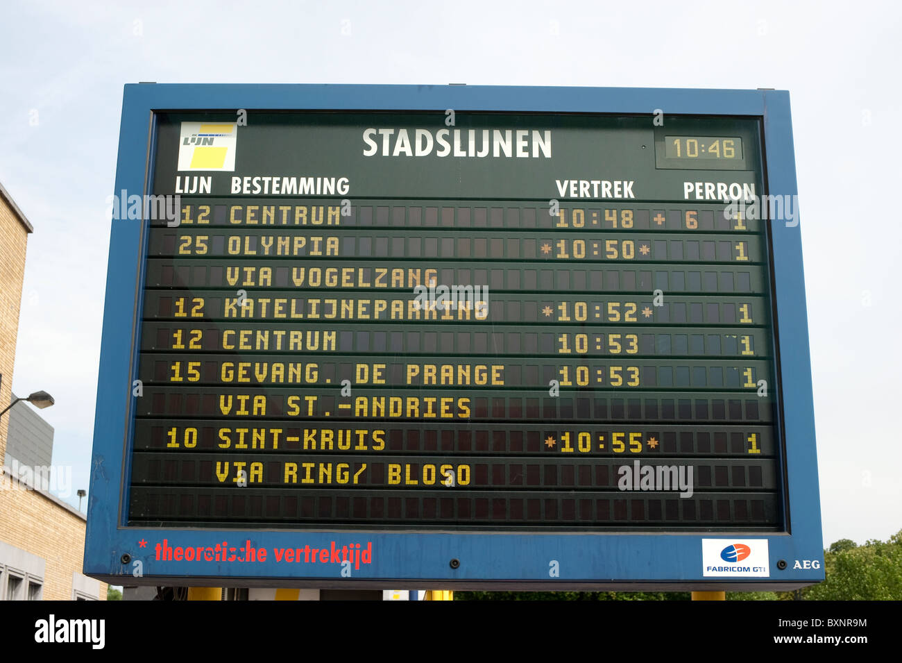 Bus Departure Board Stock Photos & Bus Departure Board Stock Images - Alamy