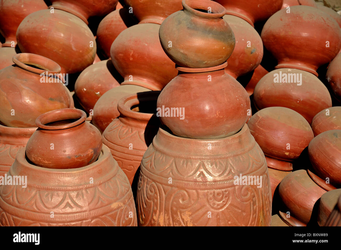 Pottery scale hi-res stock photography and images - Alamy