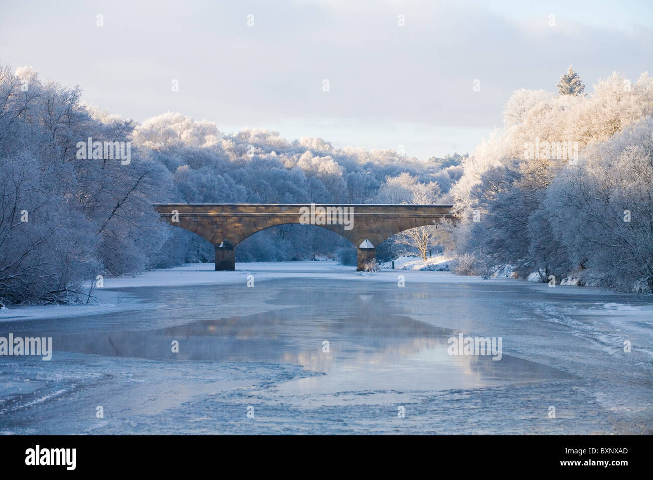 river tyne frozen bellingham northumberland Stock Photo - Alamy