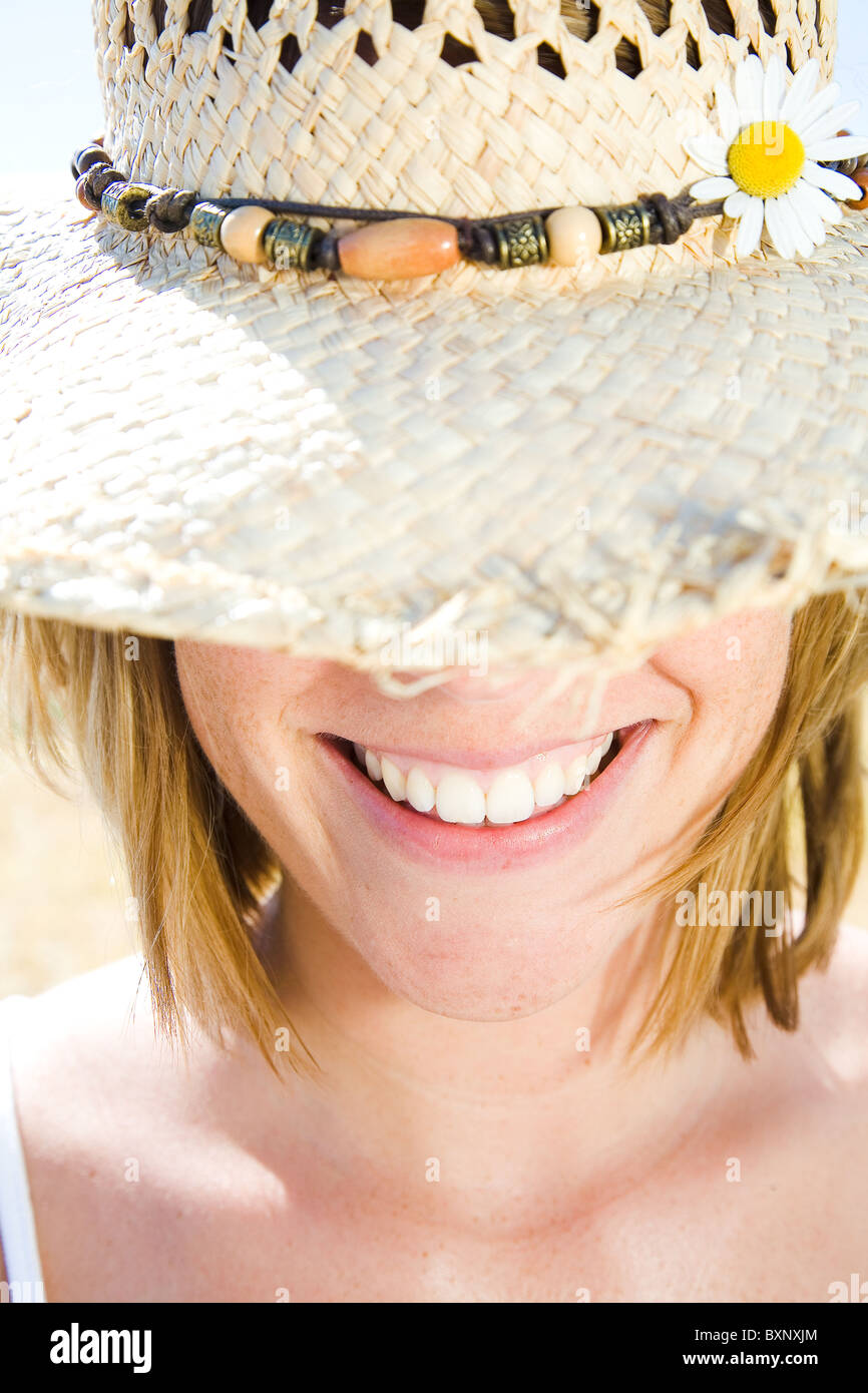 woman with straw hat Stock Photo - Alamy