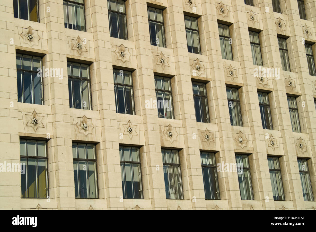 Art deco window hi-res stock photography and images - Alamy