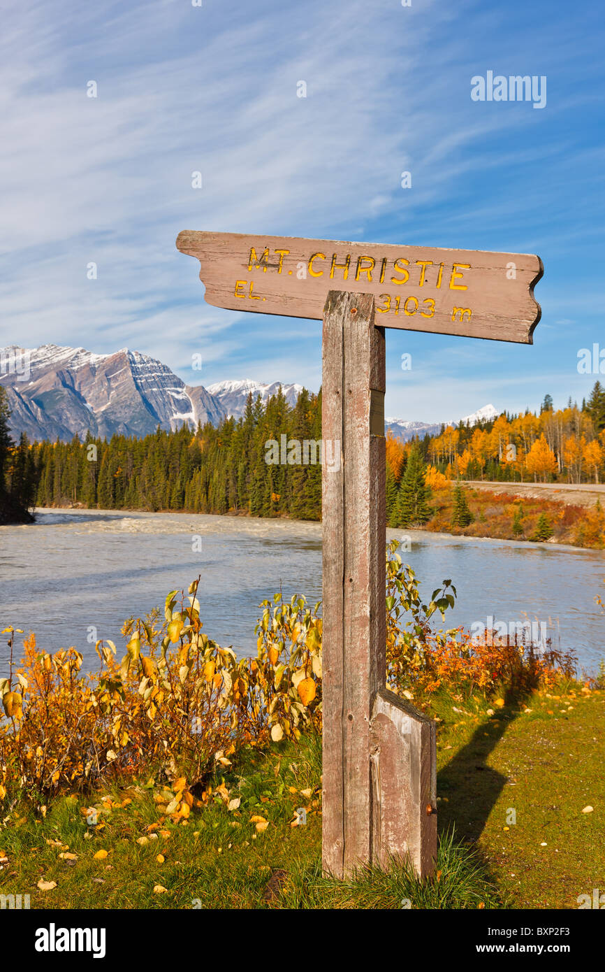 Athabasca River from Mount Christie Viewpoint, Icefields Parkway ...