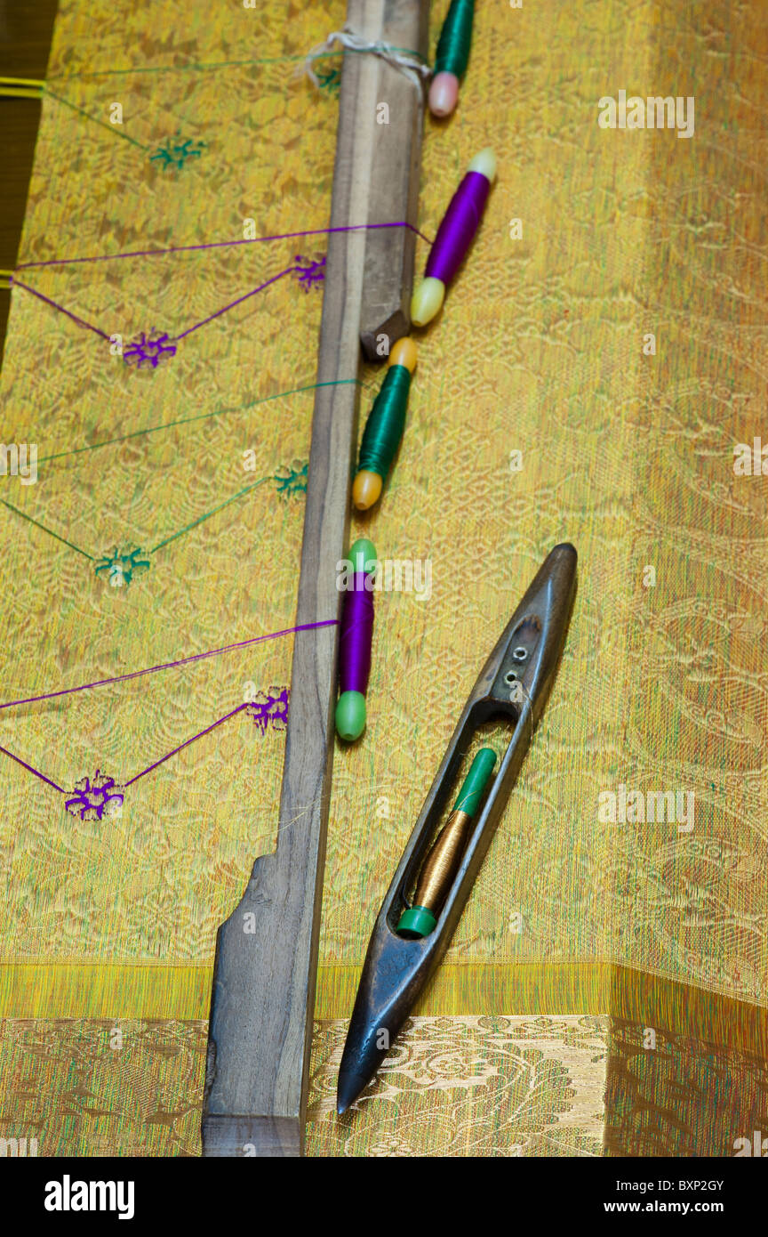 Hand loom making a silk sari in an Indian cottage. Andhra Pradesh ...