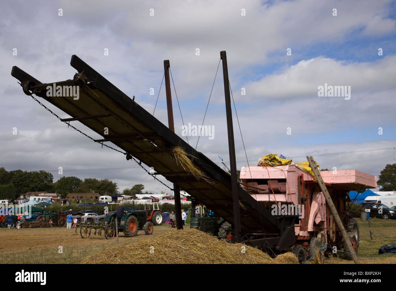 Old fashioned elevator hi-res stock photography and images - Alamy