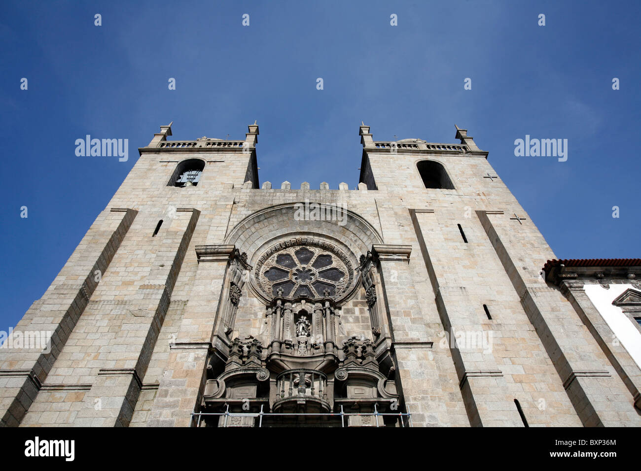 Monuments of porto hi-res stock photography and images - Alamy