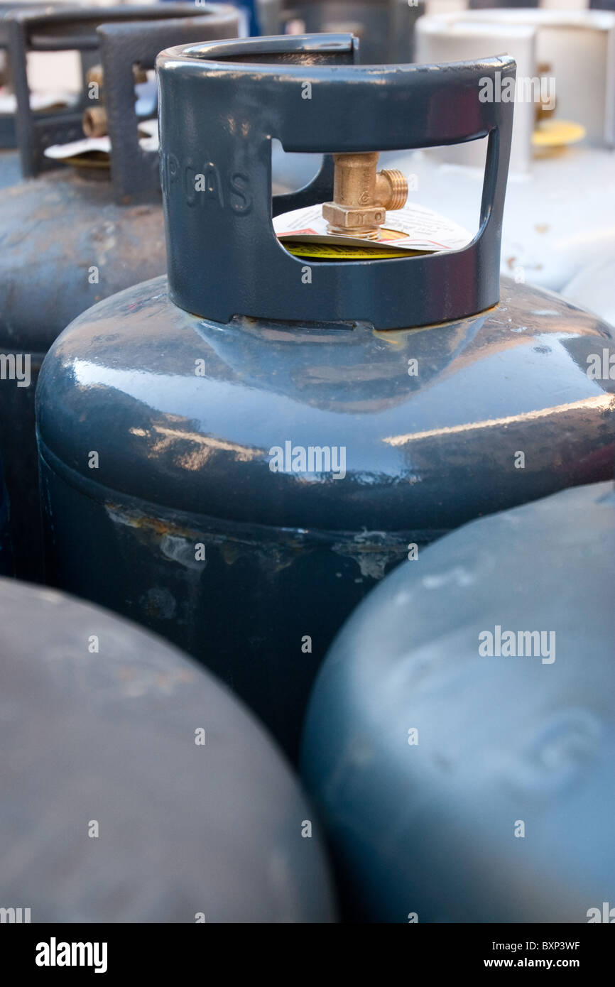 Gas cylinder cylinders hi-res stock photography and images - Alamy