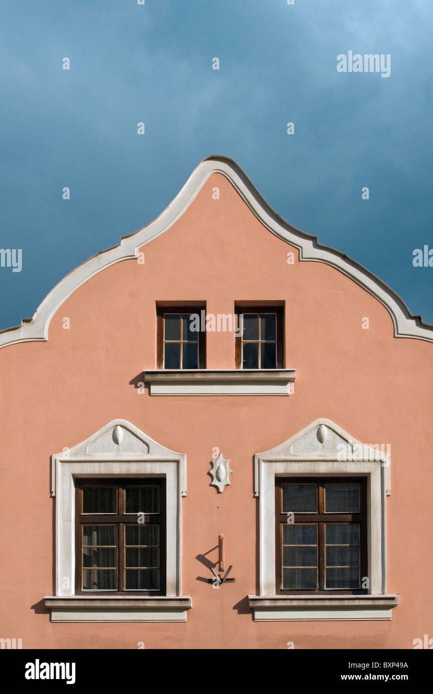 Curved gable hi-res stock photography and images - Alamy