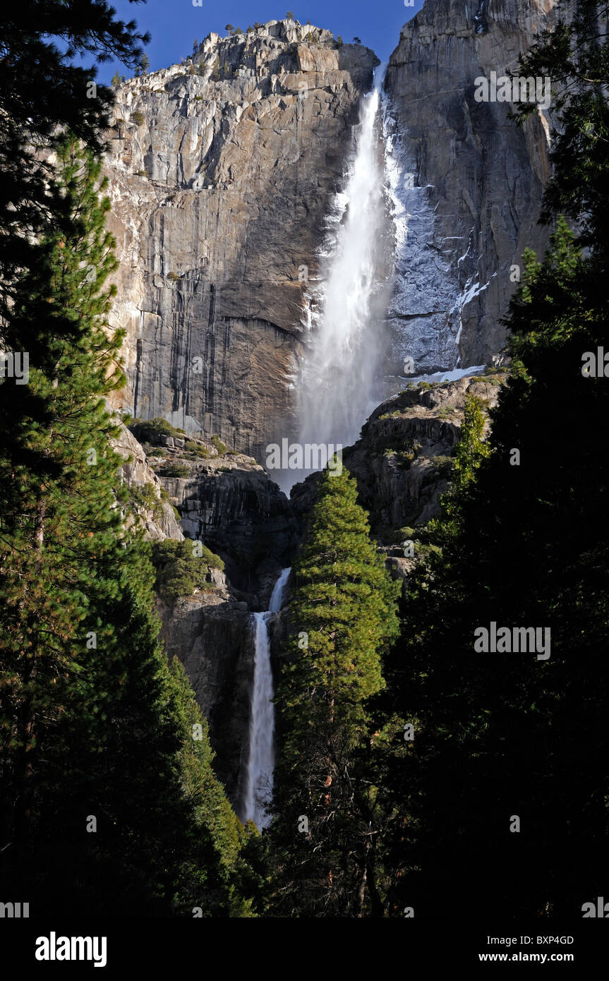 Yosemite Upper and lower Yosemite Falls waterfall Yosemite National ...
