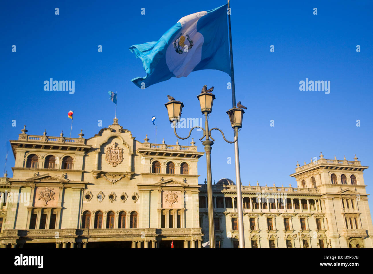 Guatemalan flag hi-res stock photography and images - Alamy