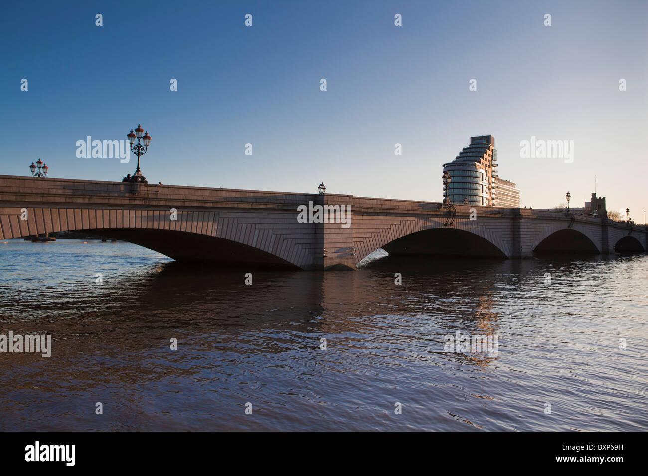 Putney bridge hi-res stock photography and images - Alamy