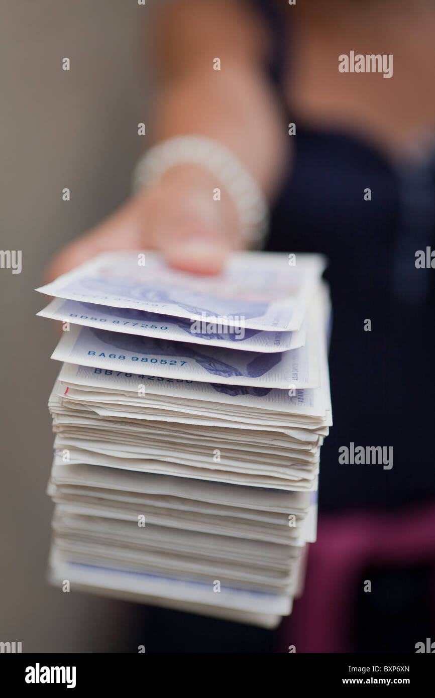 Money serial number hi-res stock photography and images - Alamy