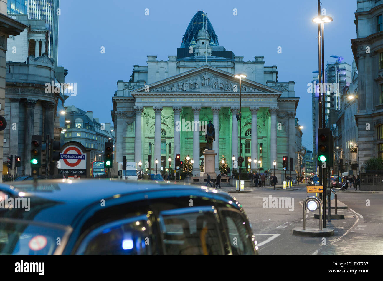 Bank junction hi-res stock photography and images - Alamy