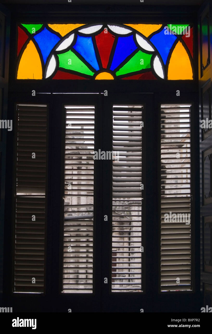 Havana cuba stained glass windows hi-res stock photography and images ...