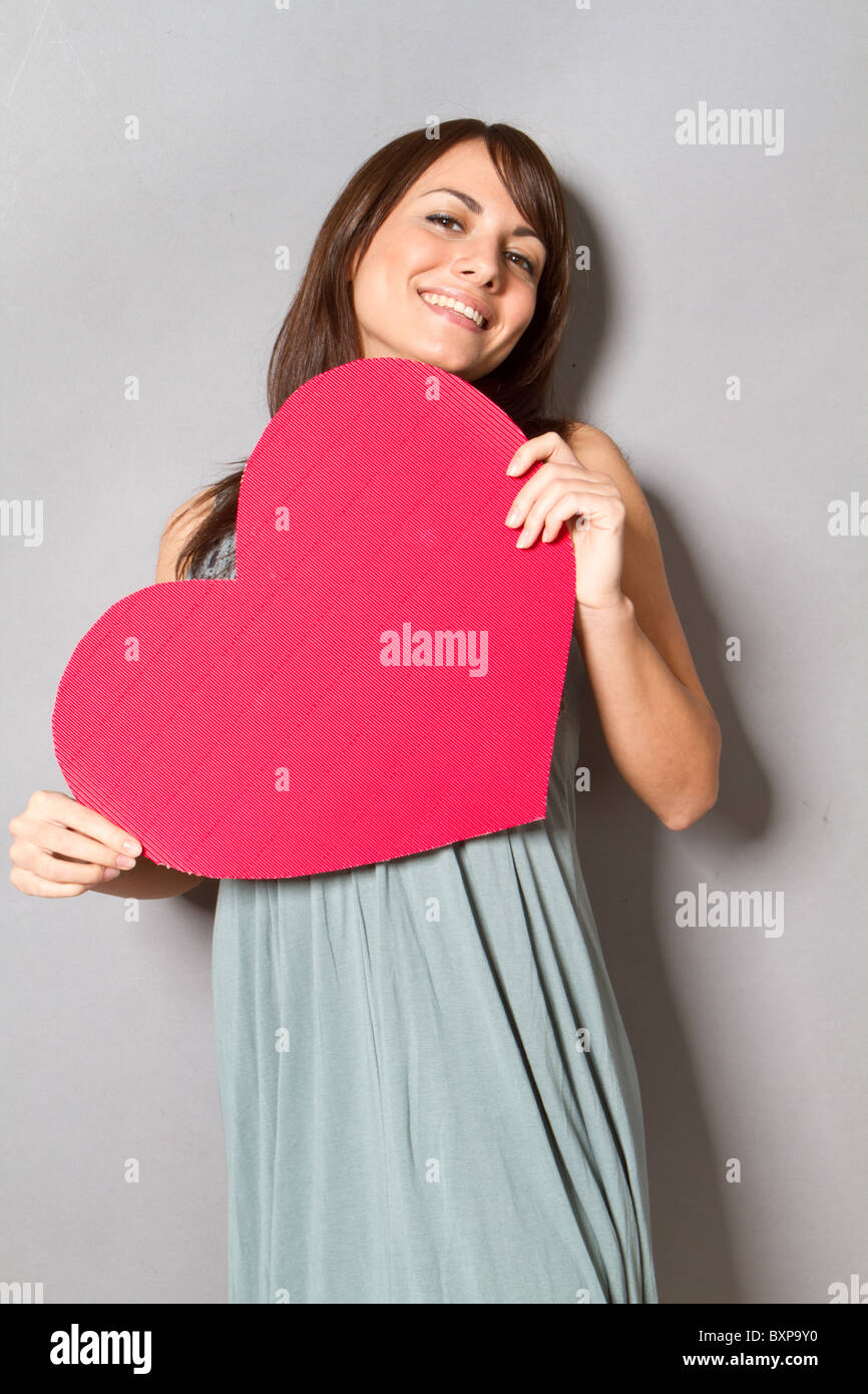 Rotes herz symbol hi-res stock photography and images - Alamy