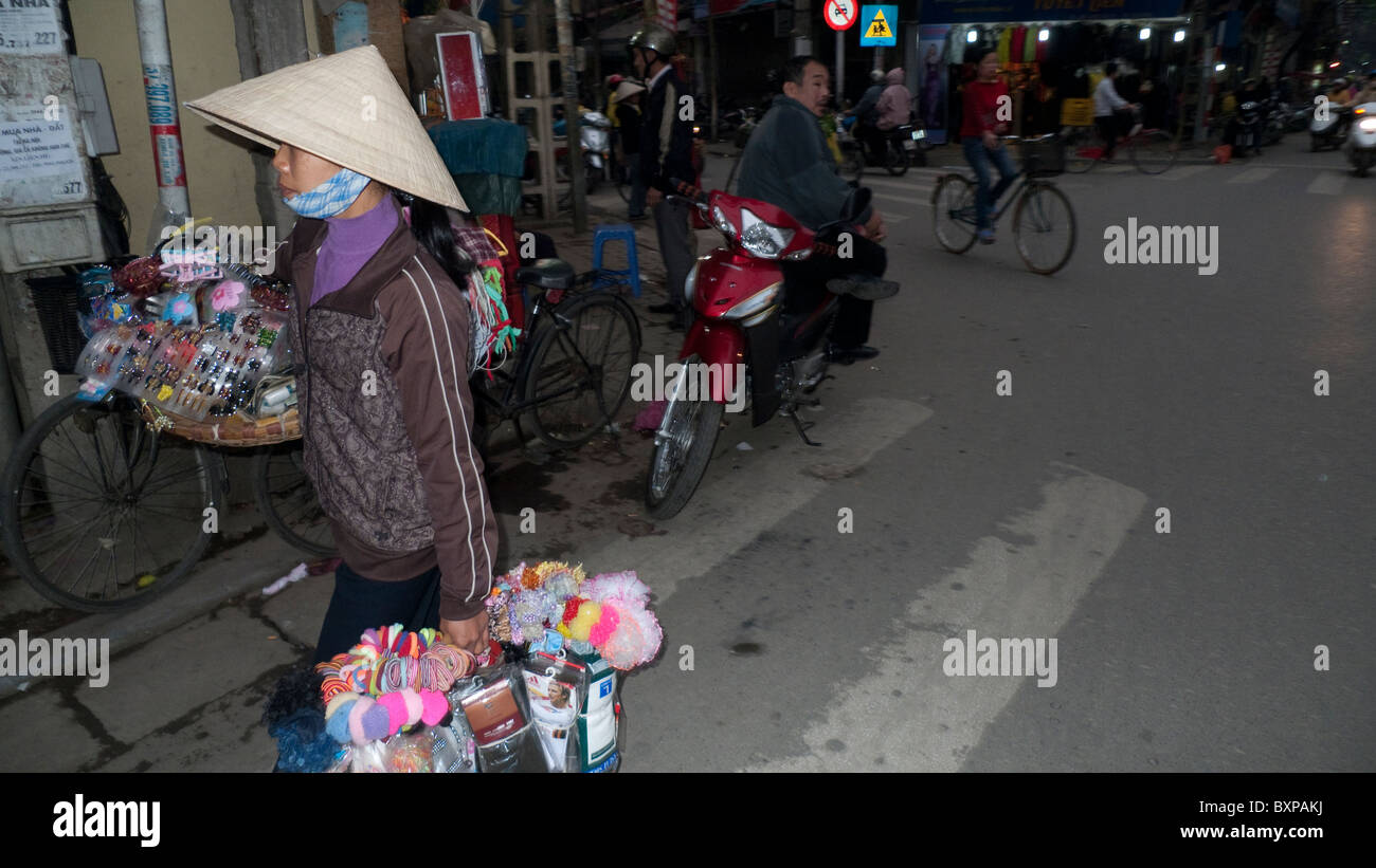 women street sellers Stock Photo - Alamy