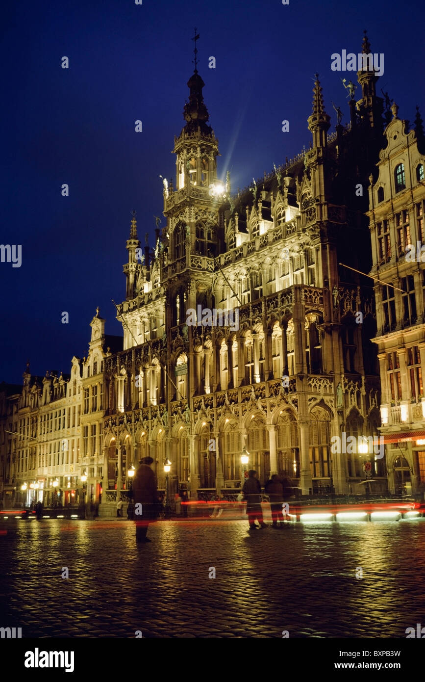 Grand place cobblestones hi-res stock photography and images - Alamy