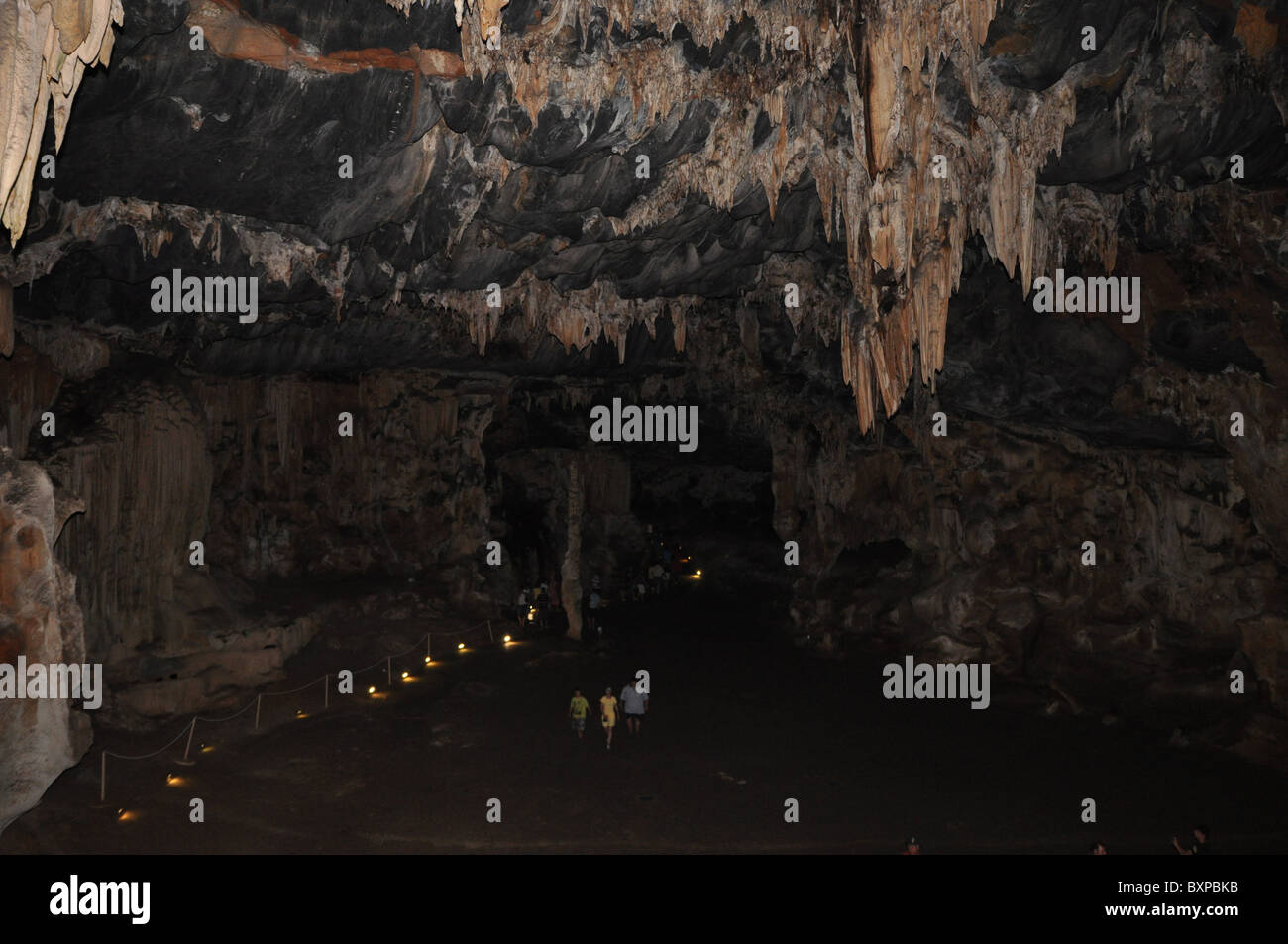Dripstone formations in Cango Caves, Oudtshoorn, South Africa Stock ...