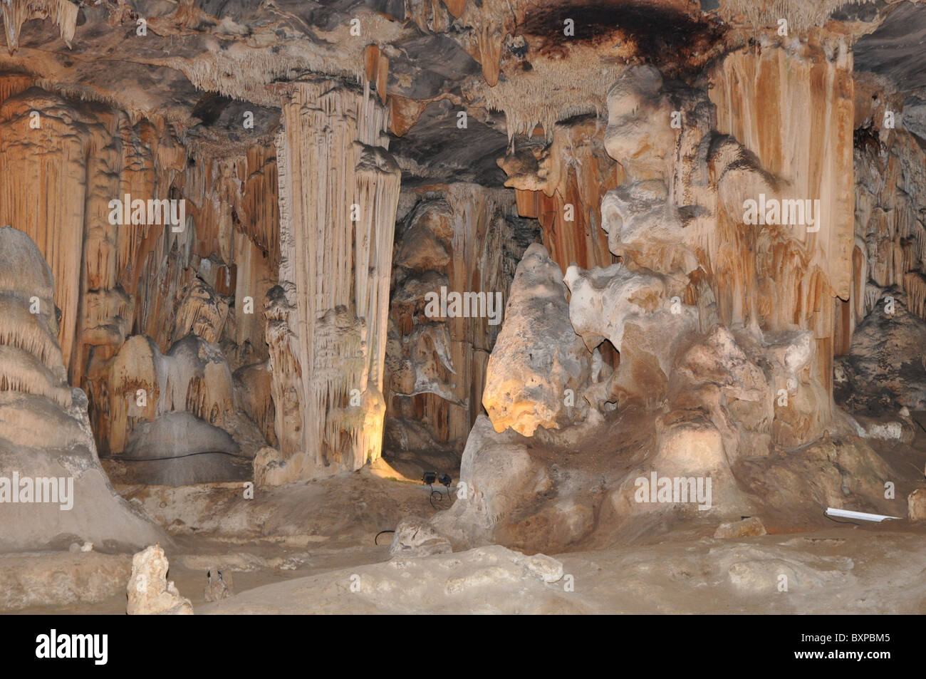 Dripstone caves hi-res stock photography and images - Alamy