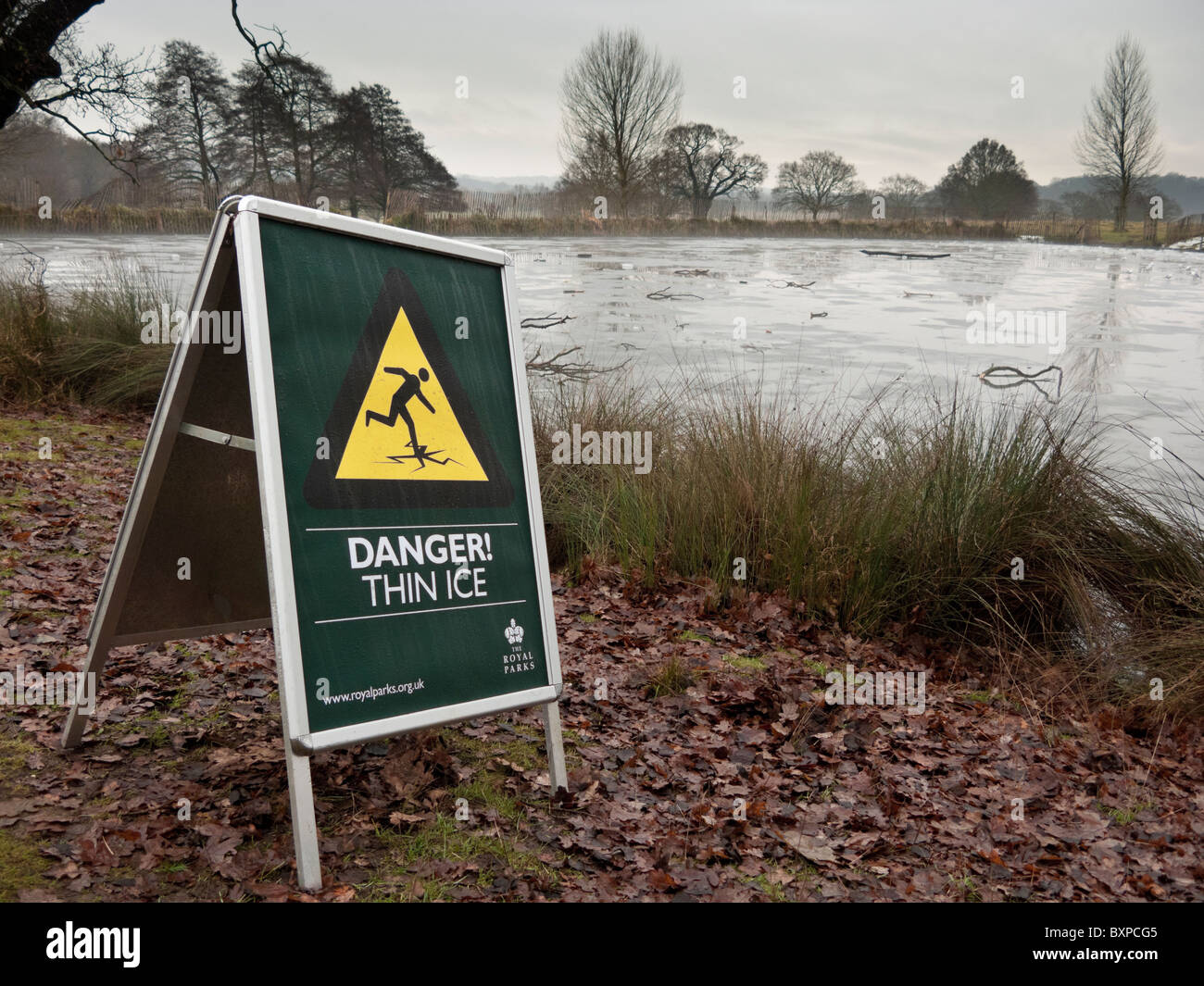Thin ice hi-res stock photography and images - Alamy