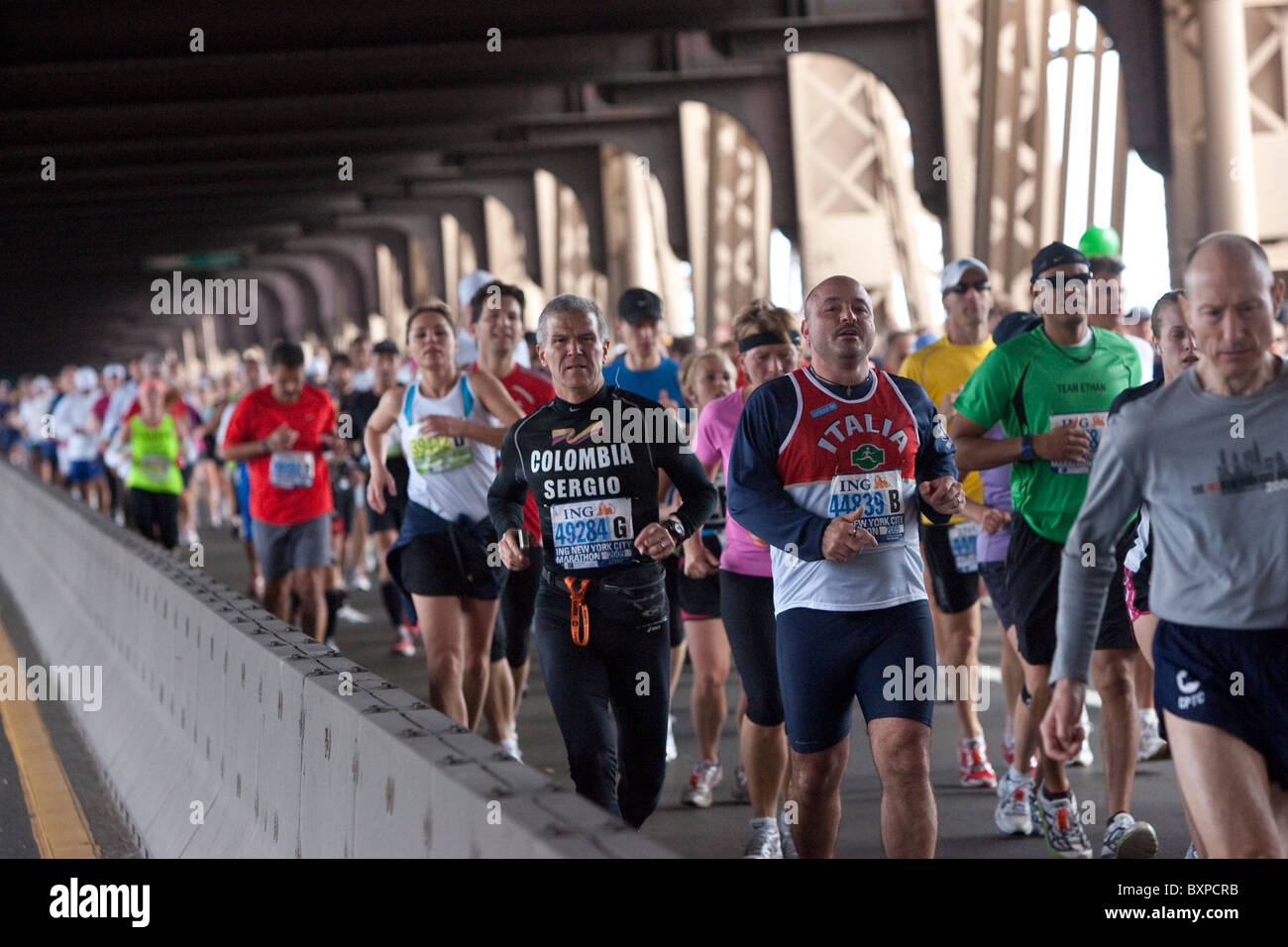 Street marathon hi-res stock photography and images - Alamy
