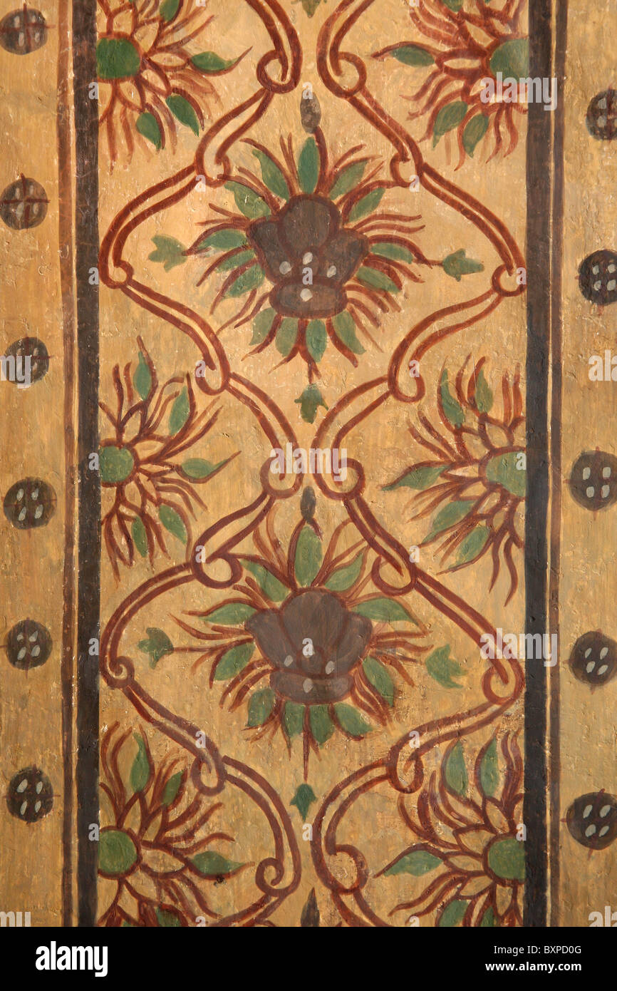 Design painted on the Suraj Pol, Sun Gate, at the entrance to the Amber ...