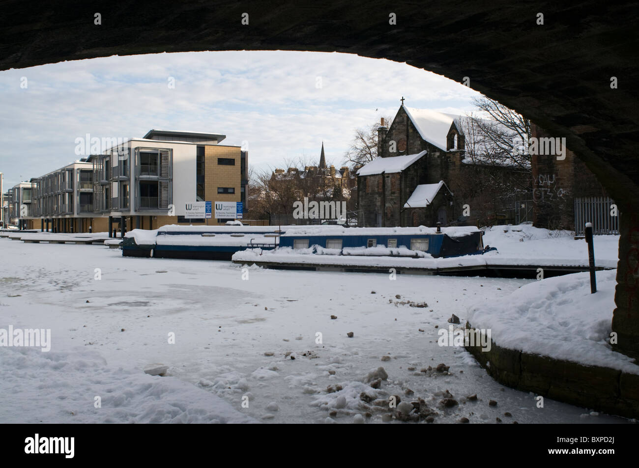 Leamington Wharf, Union Canal, Edinburgh, in winter Stock Photo - Alamy