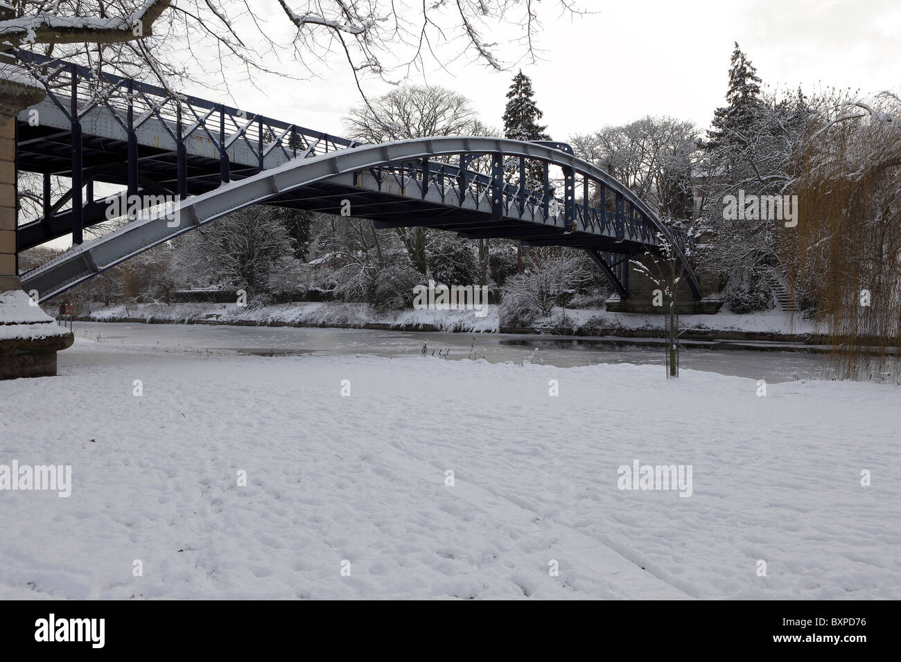 Harsh weather conditions hi-res stock photography and images - Alamy