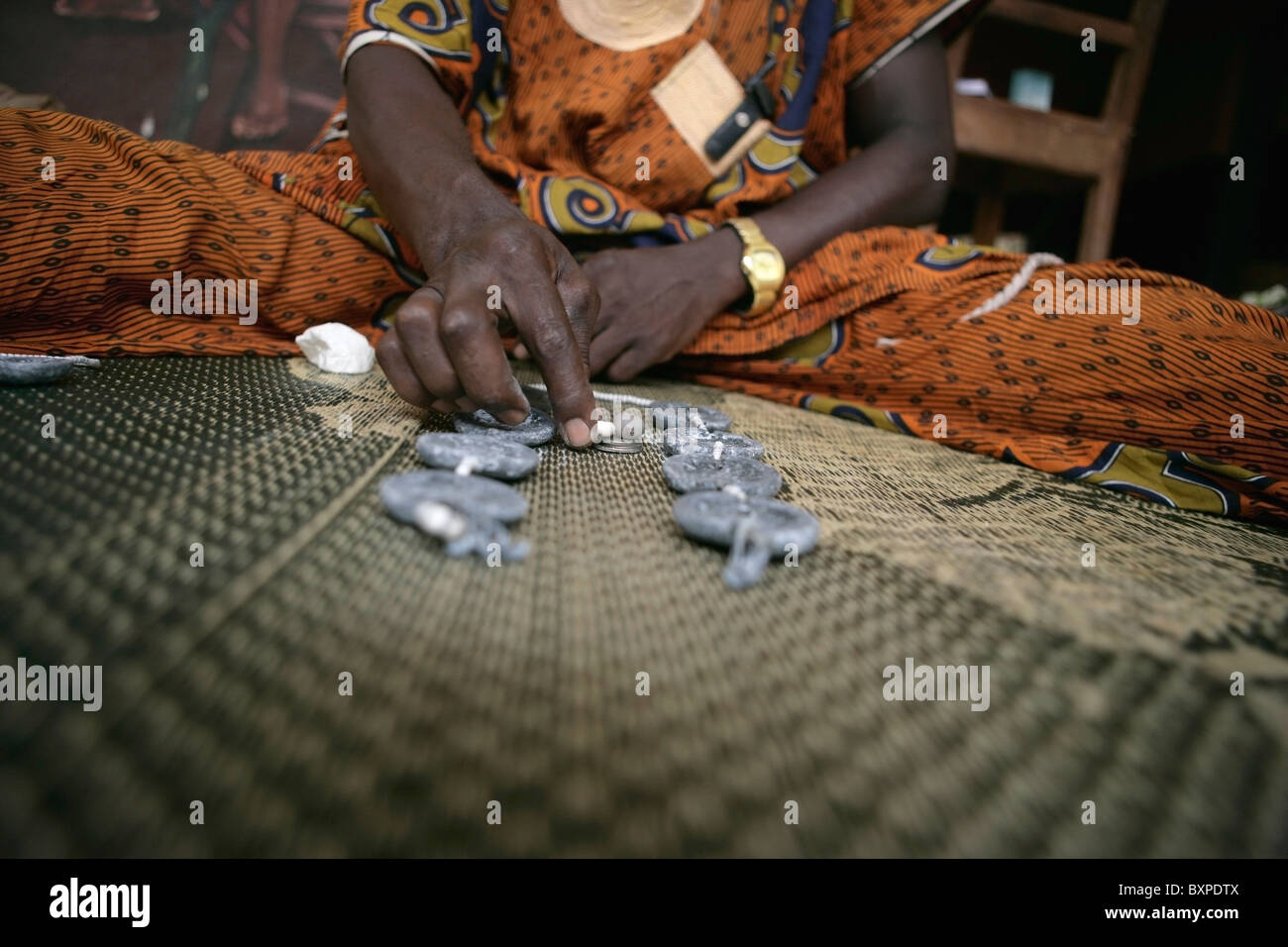 African Diviner High Resolution Stock Photography and Images - Alamy
