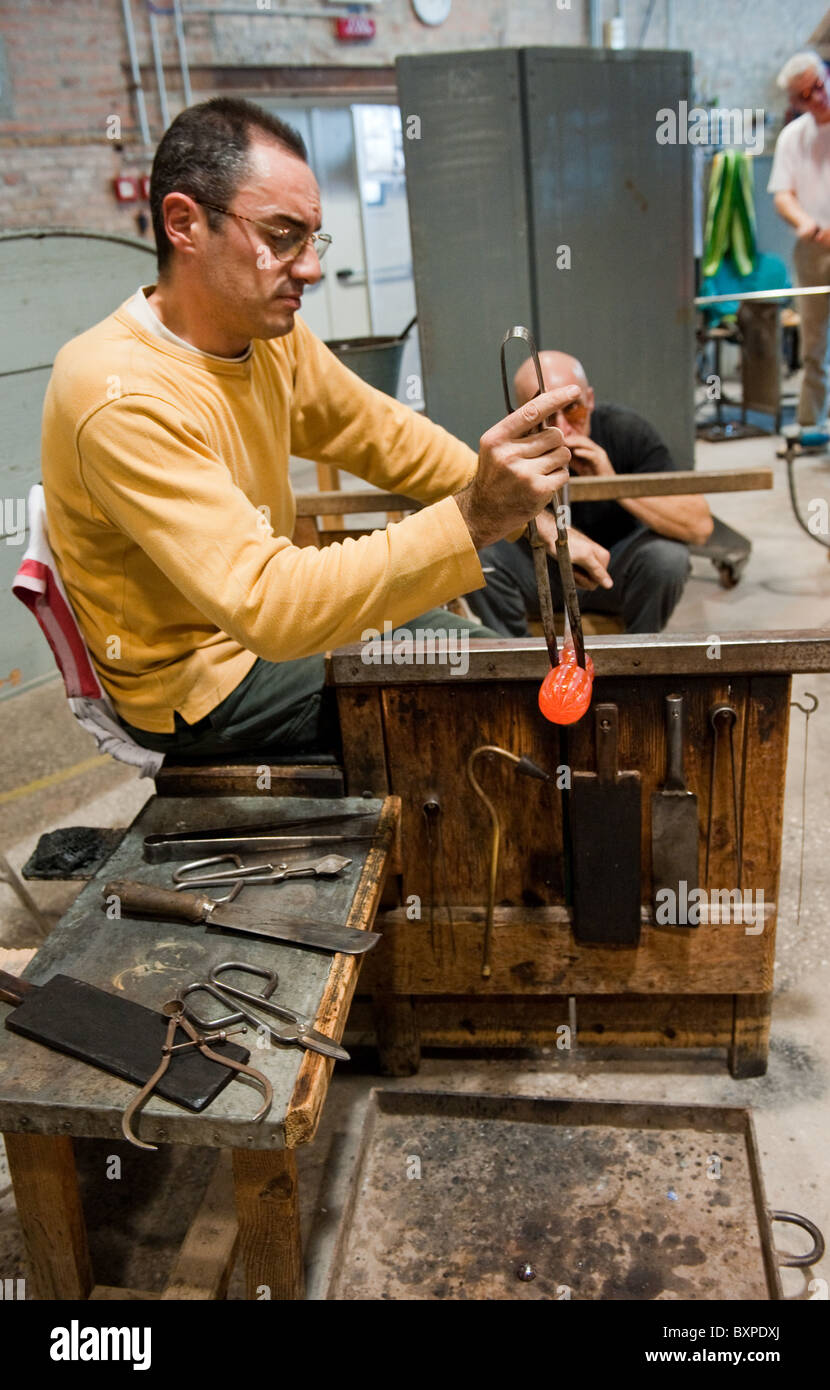 Glassmaker Stock Photos & Glassmaker Stock Images - Alamy