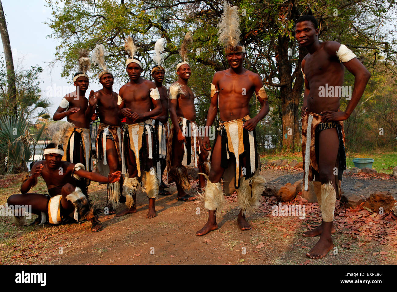 Ndebele dance hi-res stock photography and images - Alamy