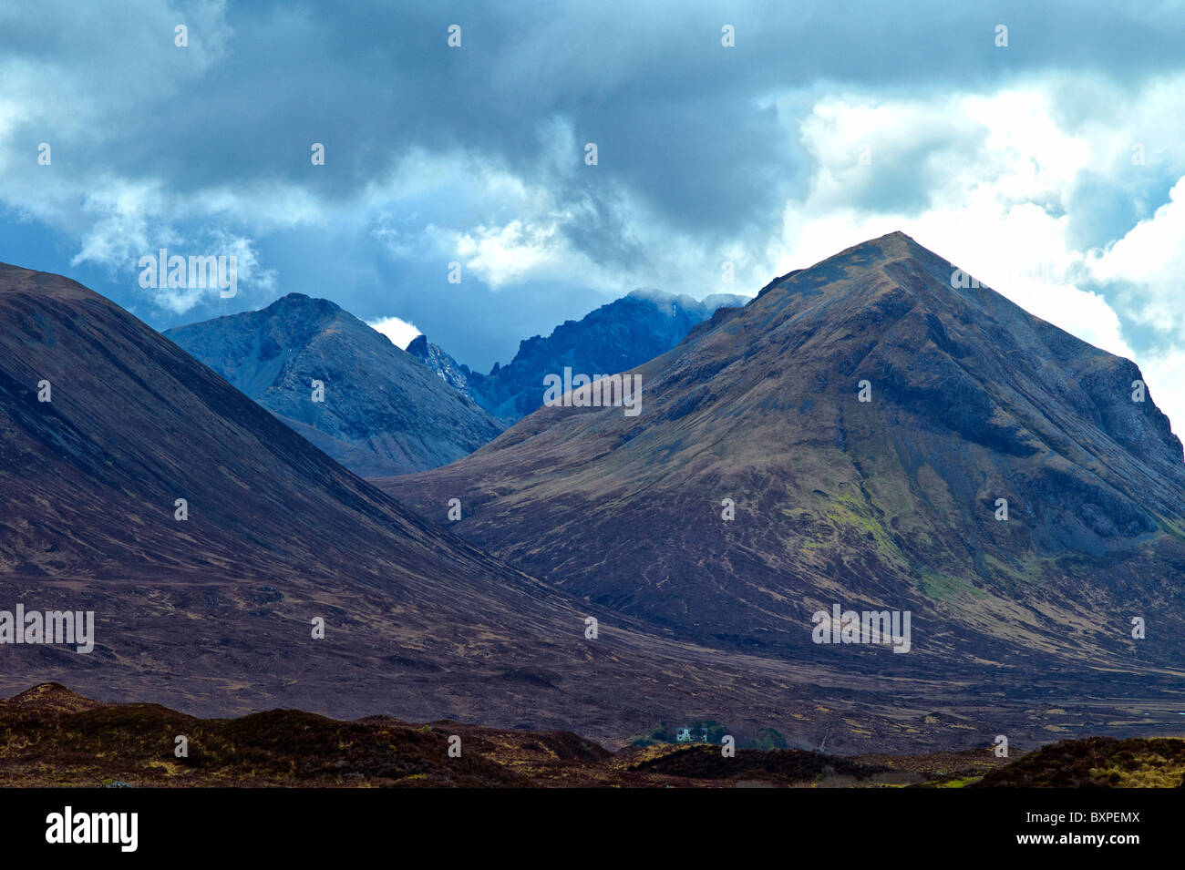 Scottish mountains hi-res stock photography and images - Alamy