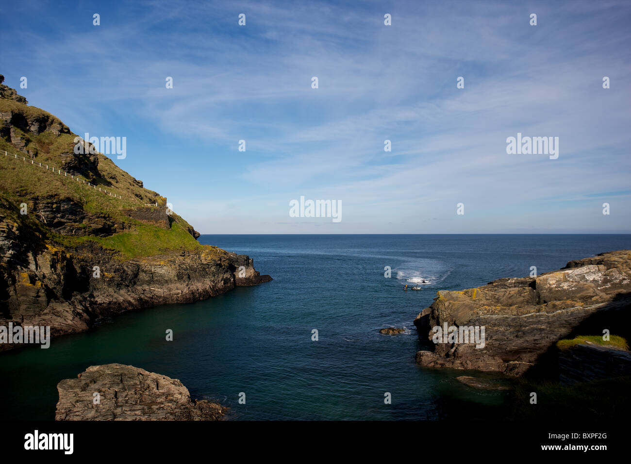 Bossiney bay cornwall hi-res stock photography and images - Alamy