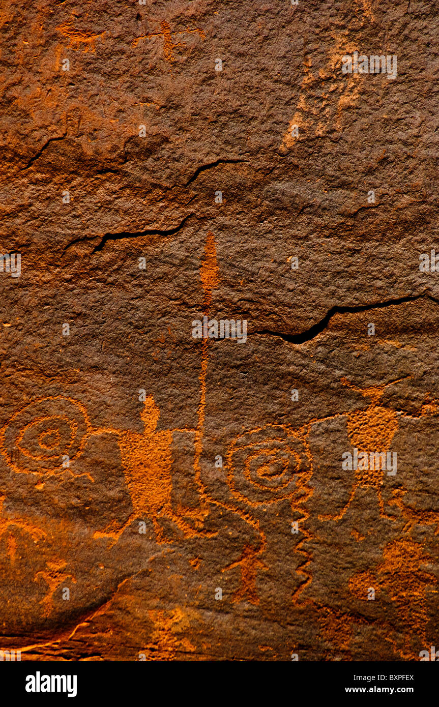Native American anthropomorphic petroglyphs of the Freemont era near ...