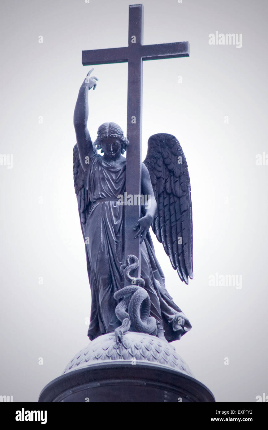 view on Angel in Alexander Column, Saint-Petersburg, Russia Stock Photo ...