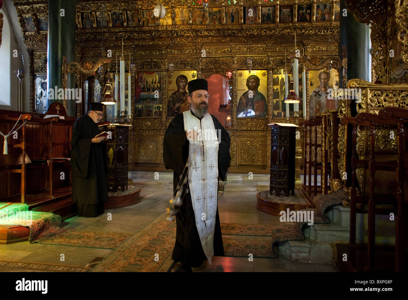 Byzantine catholic priest hi-res stock photography and images - Alamy