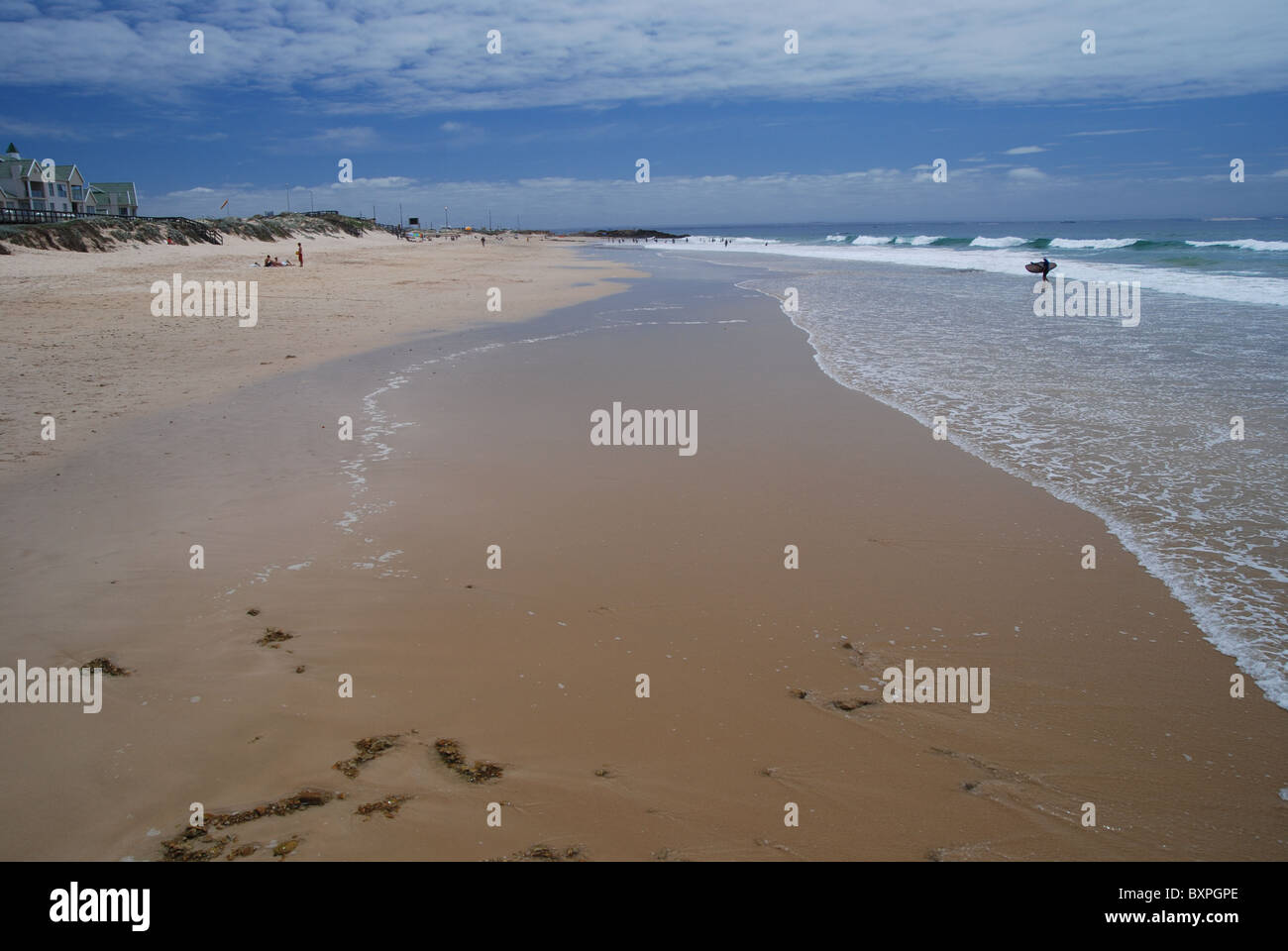 Summerstrand beach nice summer day hi-res stock photography and images ...