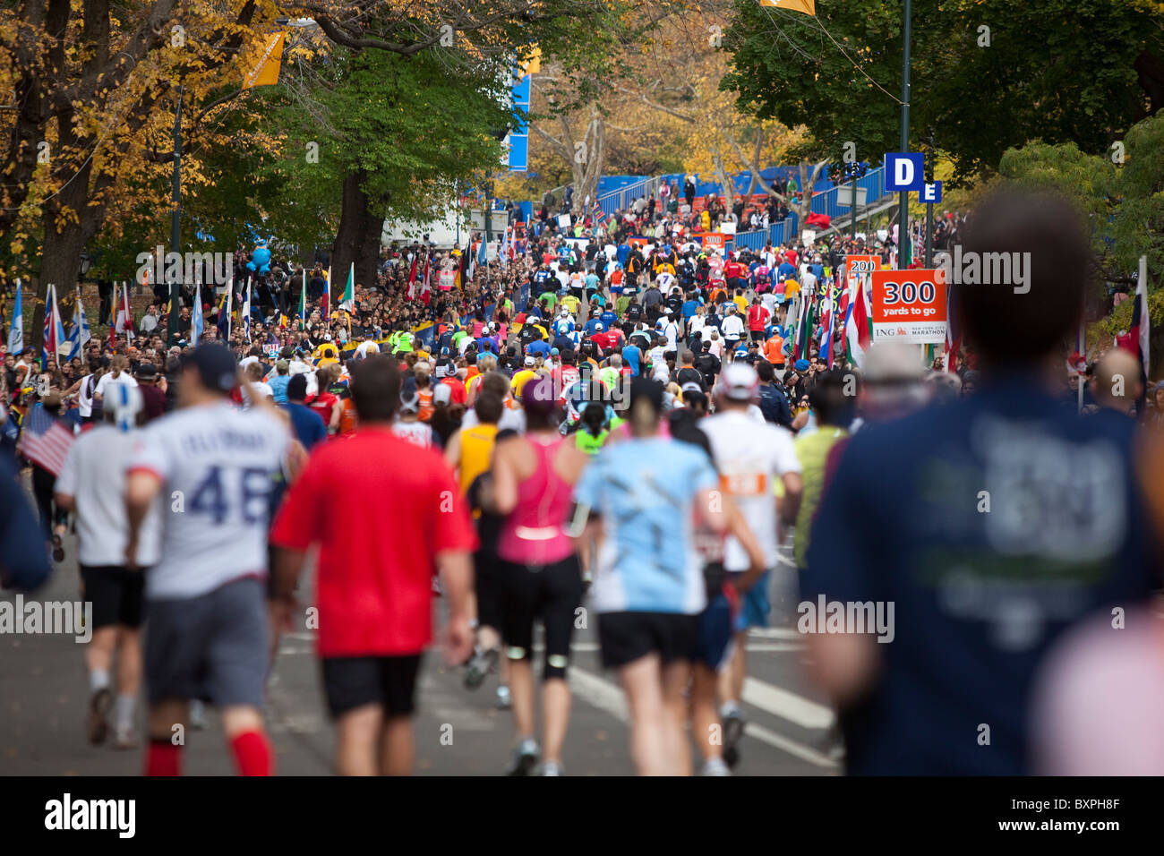 Runners competing in central park hi-res stock photography and images ...