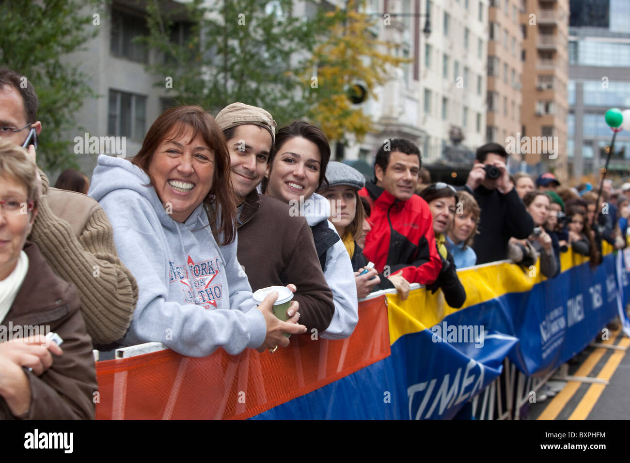 Marathon on track hi-res stock photography and images - Alamy