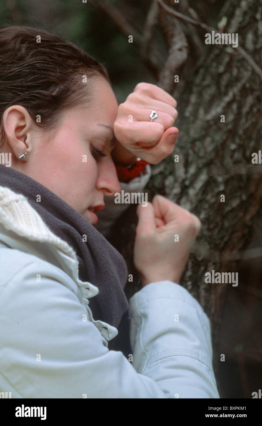 Cold miserable woman outside hi-res stock photography and images - Alamy