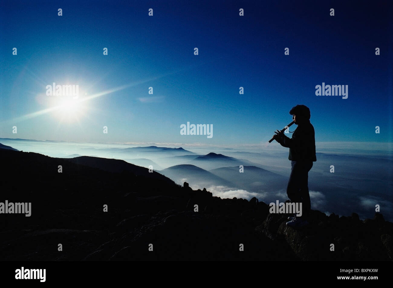 Man playing flute hi-res stock photography and images - Alamy Man playing flute hi-res stock photography and images - Alamy