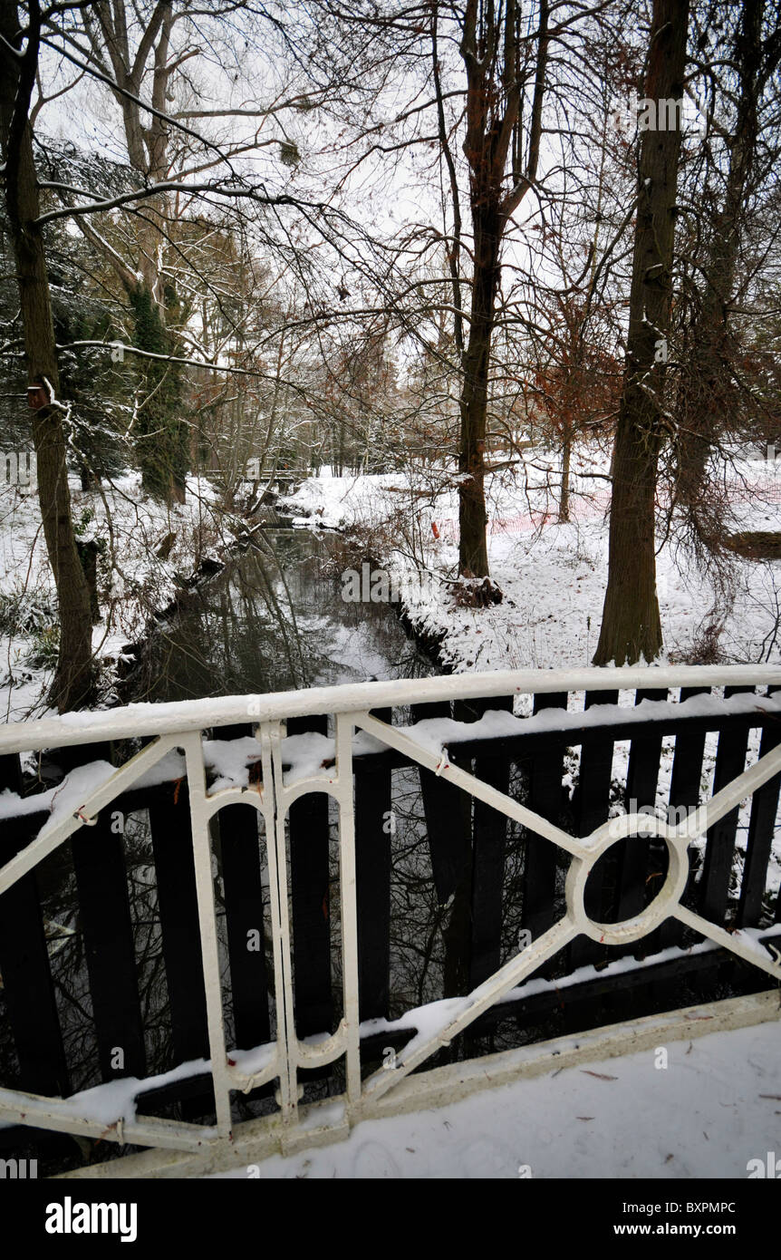Stratford Park Stroud Gloucestershire UK Snow Bridge River Stock Photo ...