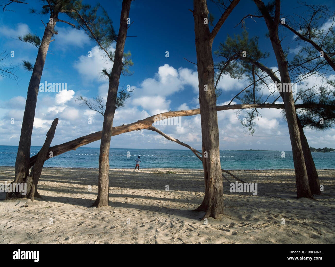 Nassau cable beach hi-res stock photography and images - Alamy