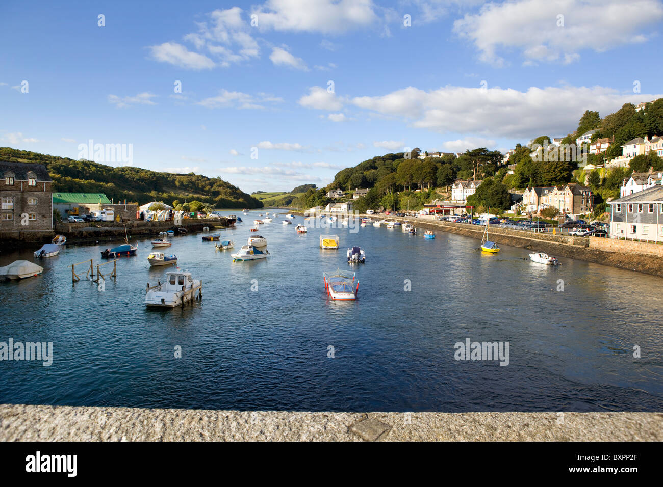 Looe fishing boats hi-res stock photography and images - Alamy