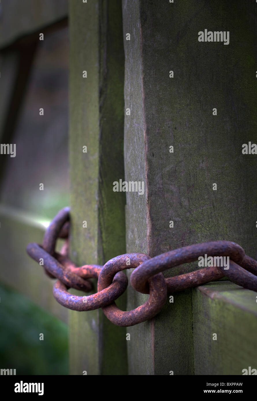 chained wooden gate Stock Photo - Alamy
