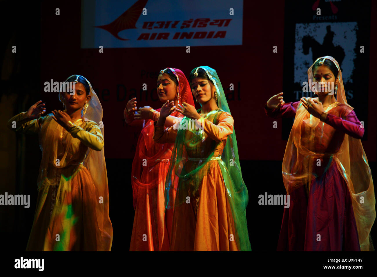 Indian stage dance hi-res stock photography and images - Alamy