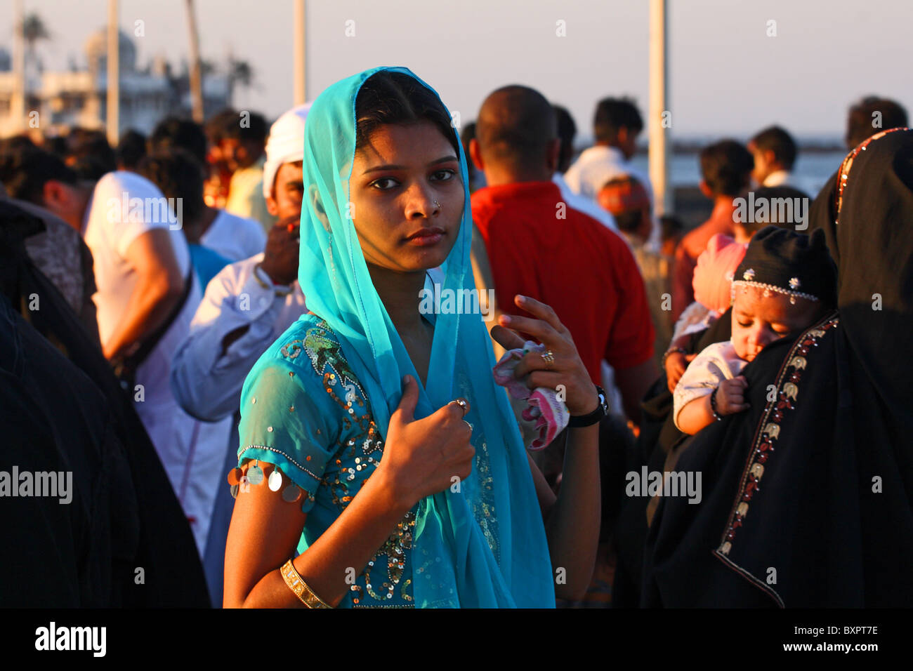 Pretty Indian girl at Haji Ali Mosque in Mumbai, India Stock Photo - Alamy