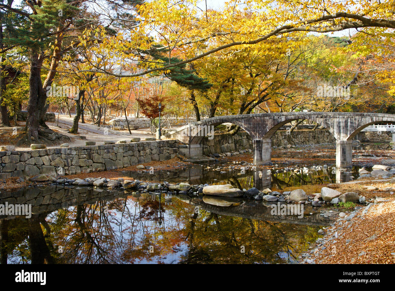 Korean traditional stone bridge hi-res stock photography and images - Alamy