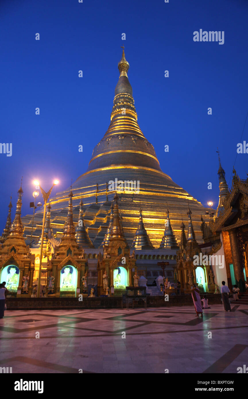 Myanmar night view hi-res stock photography and images - Alamy